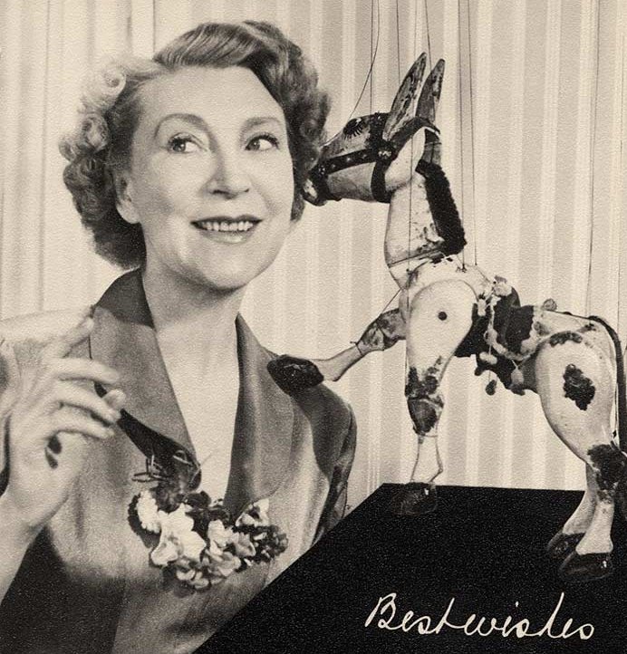 The Gluck Frame – my daily art display